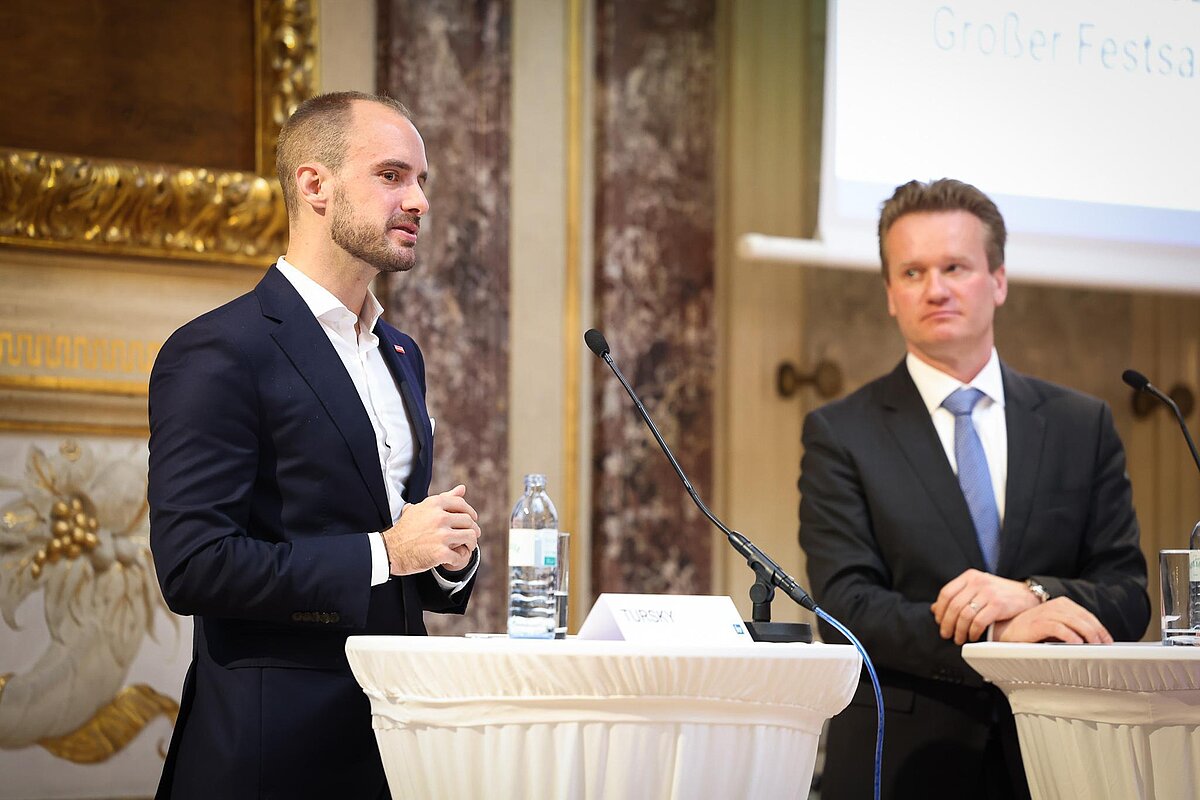 iv-news: Industrie dankt Staatssekretär Florian Tursky